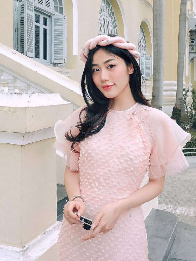 Áo dài Aguja hồng ren bi S - imqueenoffical